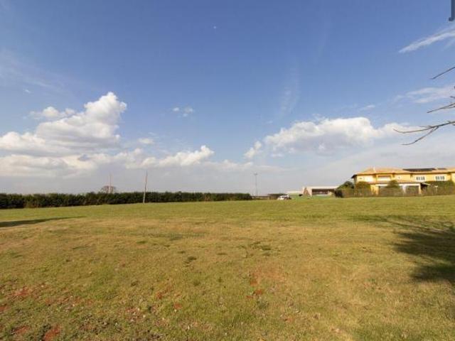 Terreno em Condomínio FAZENDA ALVORADA, Km 104 da Rodovia Castelo Branco