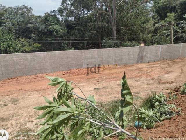Terreno em Condomínio Porta do Sol, com topografia plana