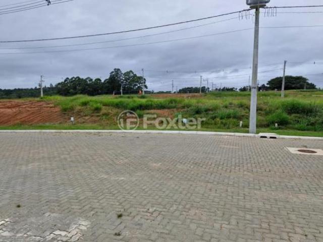 Terreno em Condomínio, 180 m², em Cocão