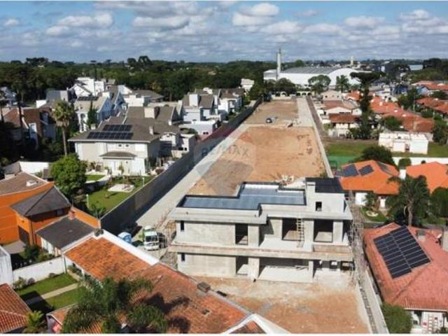 Terreno em condomínio 300m² privativos São Braz / Santa Felicidade