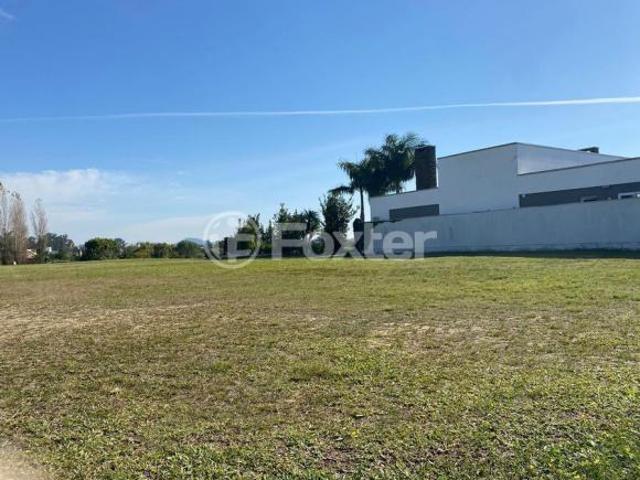 Terreno em Condomínio, 400 m², em Chapéu do Sol
