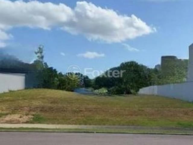 Terreno em Condomínio, 484 m², em Vila Nova