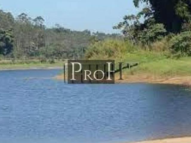 Terreno em condomínio 5.699m² – R$ 1.431.000,00