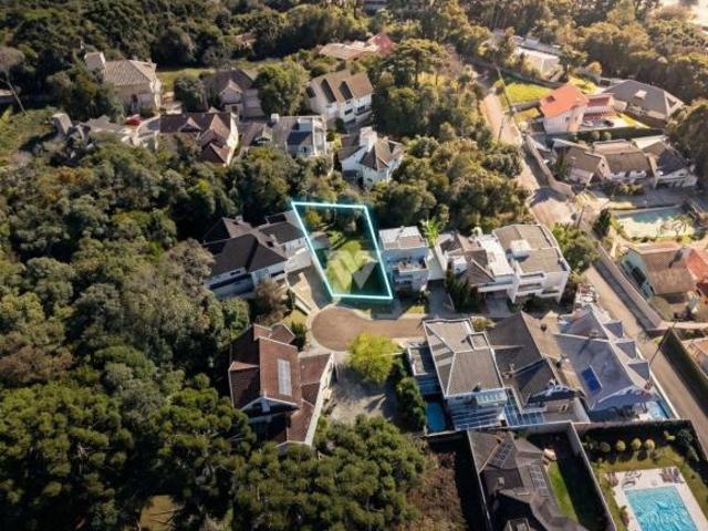 TERRENO EM CONDOMÍNIO 751M² SANTA FELICIDADE Condomínio Pablo Picasso