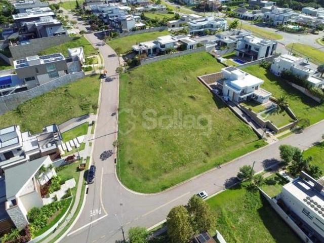 Terreno em condomínio 800m², alto padrão a venda no Condomínio Campo de Toscana em Vinhedo, SP