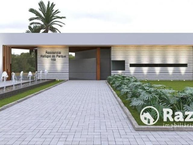 TERRENO EM CONDOMÍNIO COM ÁREA TOTAL 673,53m² SÃO LOURENÇO REF 5977 RAZÃO