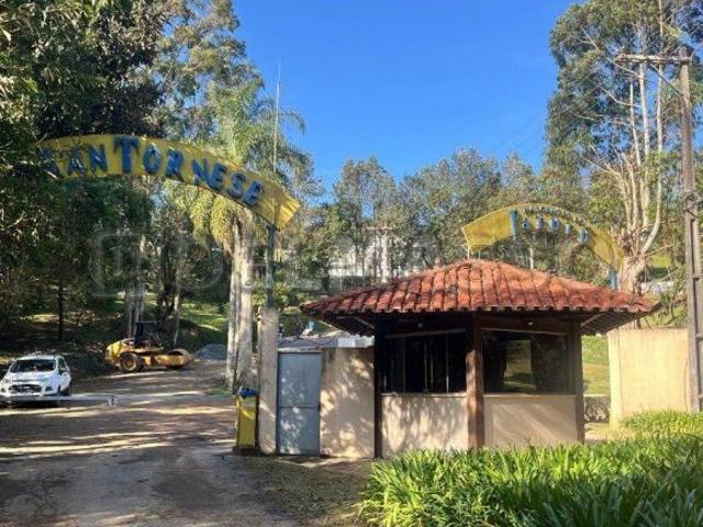 Terreno em condomínio com entrada facilitada e parcelamento sem juros!