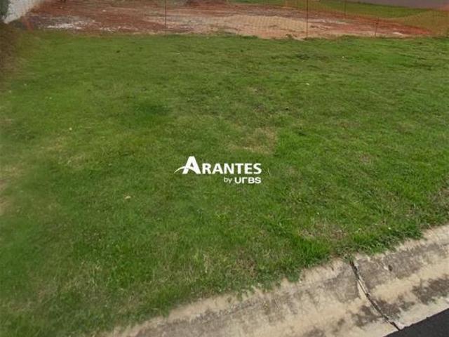 Terreno em condomínio com 549m² á venda no Cyrela Ipês