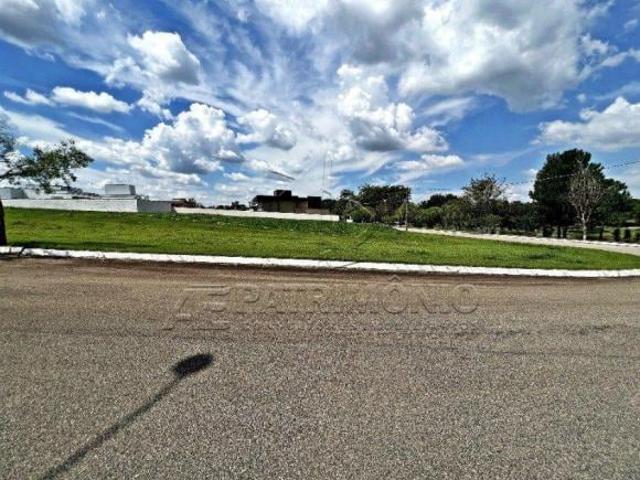 TERRENO EM CONDOMINIO COM 854M²  EVIDENCE  ARAÇOIABA DA SERRA