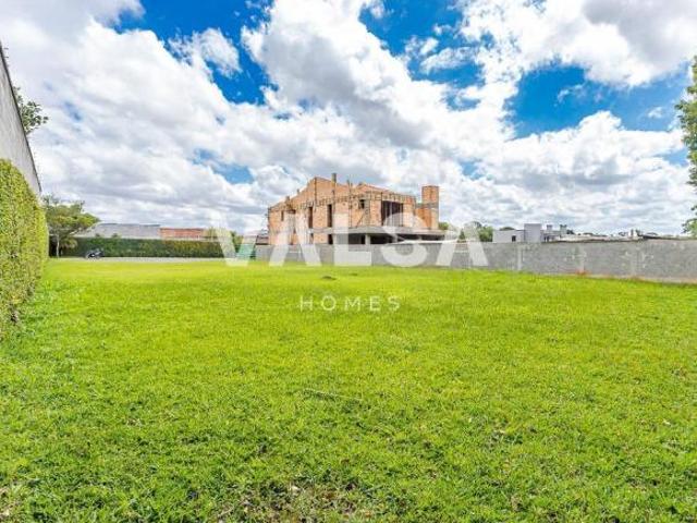Terreno em condomínio com 985.15 m², à venda no bairro Santa Felicidade