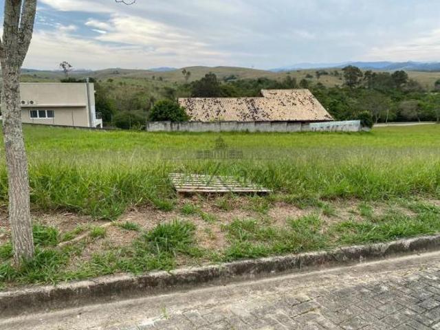 Terreno em Condomínio Condomínio Colinas do Parahyba Colinas do Parayba 1.125m²