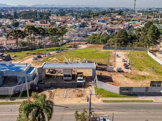 Terreno em condomínio clube com 285 m² à venda no bairro Santa Cândida
