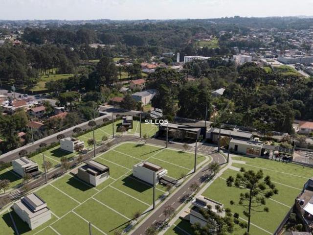 Terreno em condomínio a venda com 218m² no Santa Cândida em Curitiba