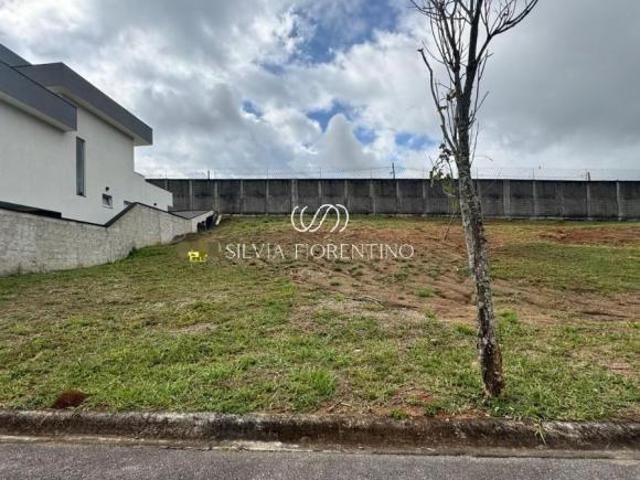 Terreno em Condomínio à Venda em Taubaté SP, Bairro Monte Belo 275,00 m² de Área