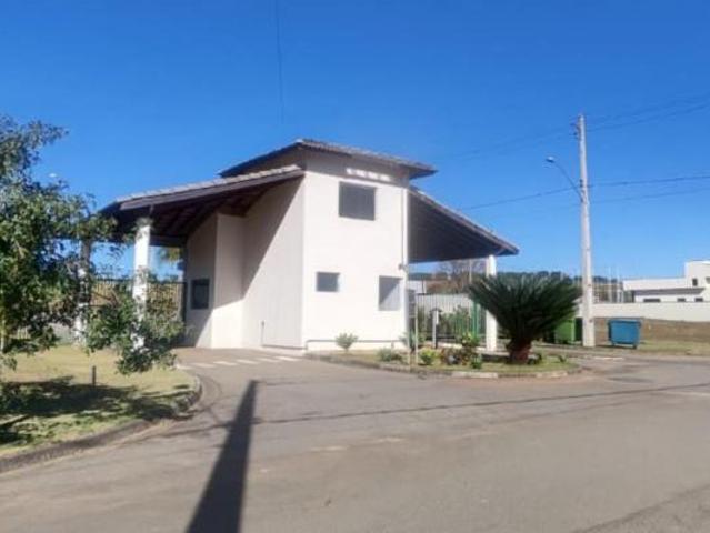 Terreno em condomínio à venda em Tuiuti SP de 380m² a 400m² de área no bairro exclusivo