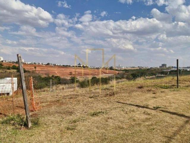 Terreno em condomínio à venda em Uberlândia MG, bairro Granja Marileusa 275m² de área!