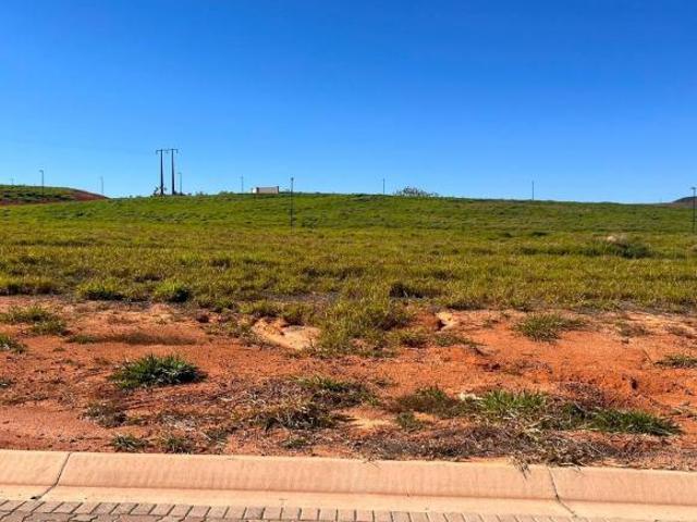Terreno em Condomínio à Venda em Campinas SP, Bairro Joaquim Egídio, 600m² de Área
