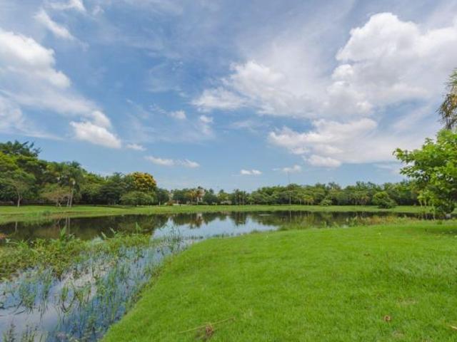 Terreno em Condomínio à venda em Indaiatuba Residencial Vale Das Laranjeiras, 1.800 m² por 1.000.0