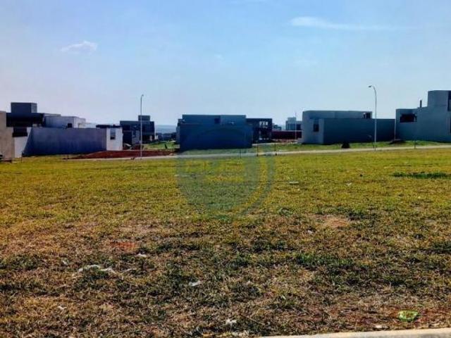 Terreno em Condomínio à Venda em Indaiatuba SP: 300,00 m² no Jardim Residencial Dona Maria Candida