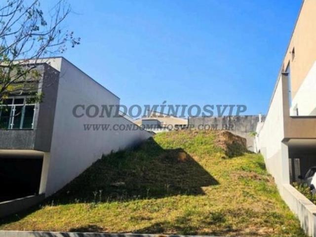 Terreno em Condomínio à Venda em Sorocaba SP Jardim Luciana Maria, 331,20m² de Área. Aproveite!