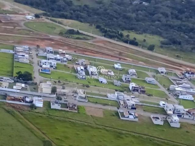 Terreno em condomínio à venda no Vale dos Cristais, Taubaté SP, 250m² de área!