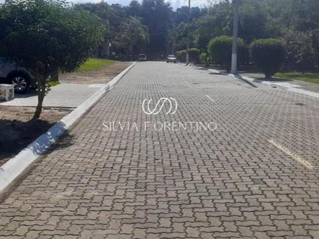 Terreno em Condomínio à Venda no Centro de Taubaté SP 160,00 m² de Área