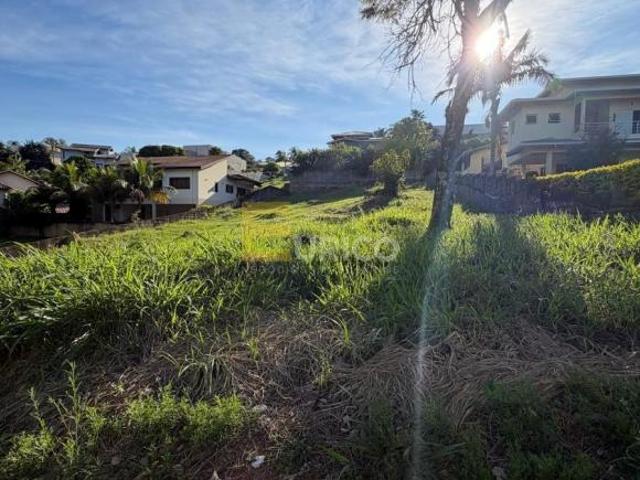 Terreno em Condomínio à venda no Condomínio Moinho de Vento em Valinhos/SP