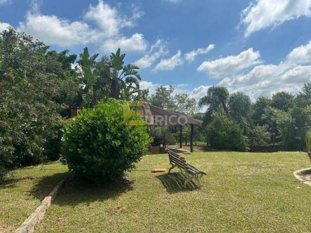 Terreno em Condomínio à venda no Condomínio Clube de Campo Valinhos em Valinhos/SP