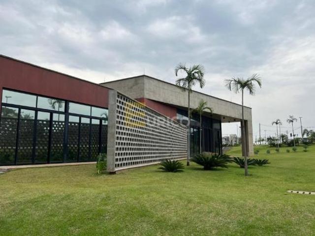 Terreno em Condomínio à venda no ESMERALDA em Marília/SP