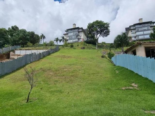 Terreno em Condominio Bairro Alphaville