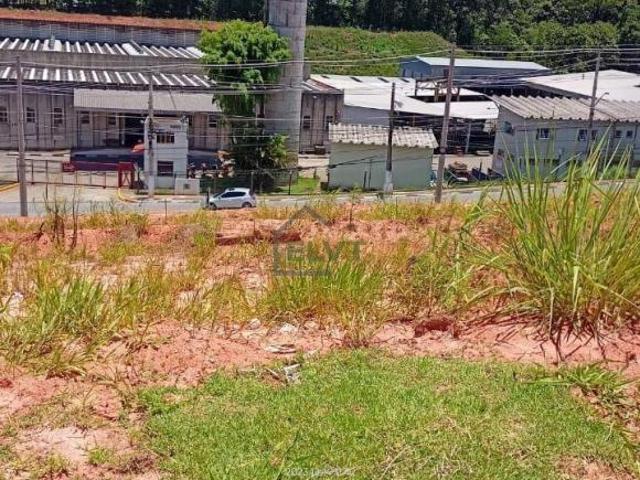 Terreno em Condomínio Granja Viana | 125m² e Lazer Completo