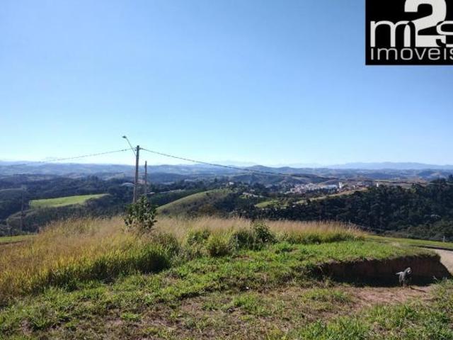 Terreno em condomínio de alto padrão, 1.340m² a 2,5km do Portal de Cunha SP: segurança, natureza, cl