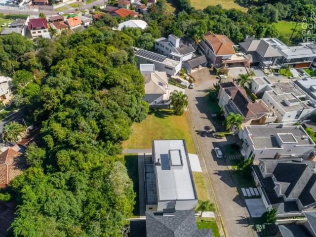 Terreno em Condomínio de alto padrão, com 575m², Santa felicidade, Curitiba