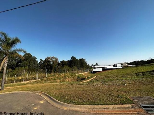 Terreno em Condomínio de Luxo 1.135,00 m² em Jundiaí SP, Bairro Medeiros. Venha Investir no seu Fu