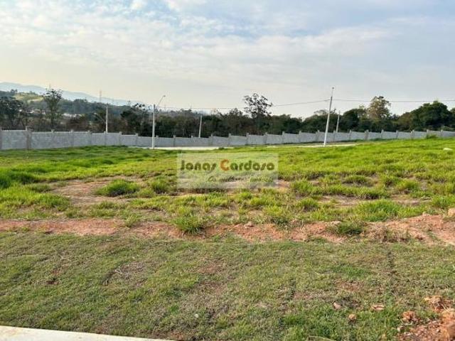 Terreno em Condomínio de Luxo à Venda em Mogi das Cruzes SP, Bairro Cocuera, 375,00 m² de Área! Por