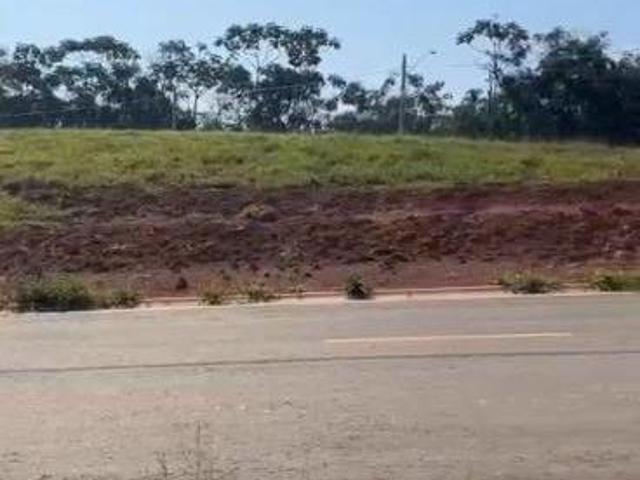 Terreno em Condomínio de Luxo à Venda em Arujá SP, Bairro Centro 300,00 m² de Área