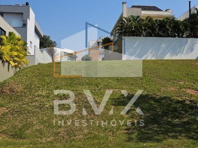 Terreno em Condomínio de Luxo em Alphaville Nova Esplanada Votorantim SP: 412m² de Pura Exclusivid