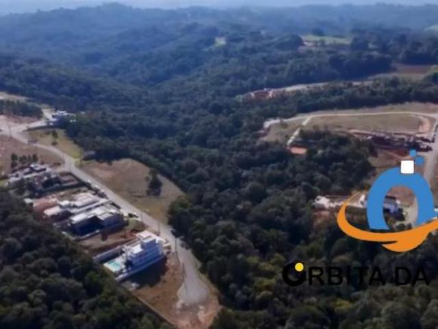 Terreno em condomínio de luxo em Curitiba à venda, bairro Santa Felicidade, com 1.100,00 m² de área!