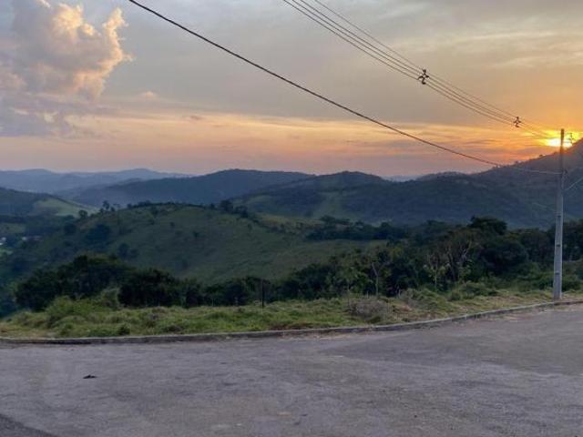TERRENO EM CONDOMÍNIO DE MOEDA, VISTA MARAVILHOSA