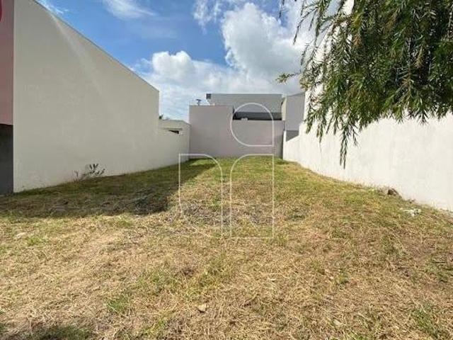 Terreno em Condomínio em Jardim Esmeralda Marília, SP