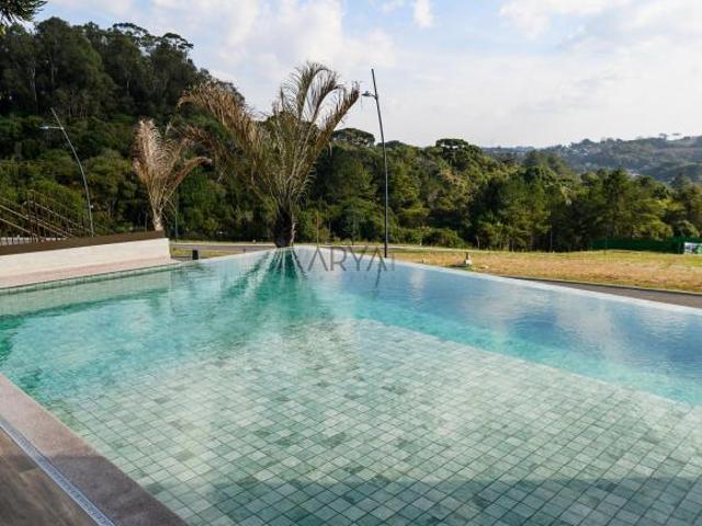 Terreno em condomínio em Santa Felicidade ARYA1