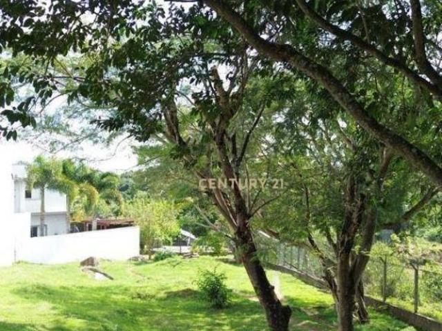 Terreno em condomínio fechado 556m2