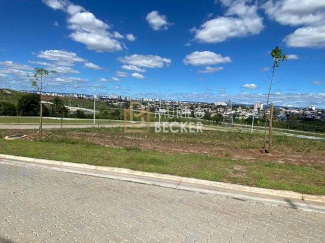 Terreno em condomínio fechado, 346 metros, à venda no BAIRRO URBANOVA