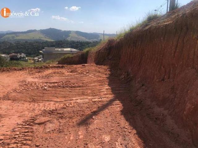 TERRENO EM CONDOMINIO FECHADO Á VENDA EM BOM JESUS DOS PERDÕES