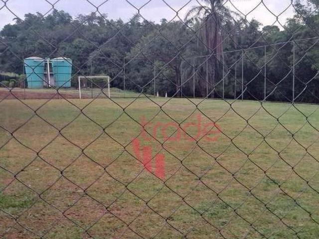 Terreno em Condomínio Fechado à Venda em Cravinhos