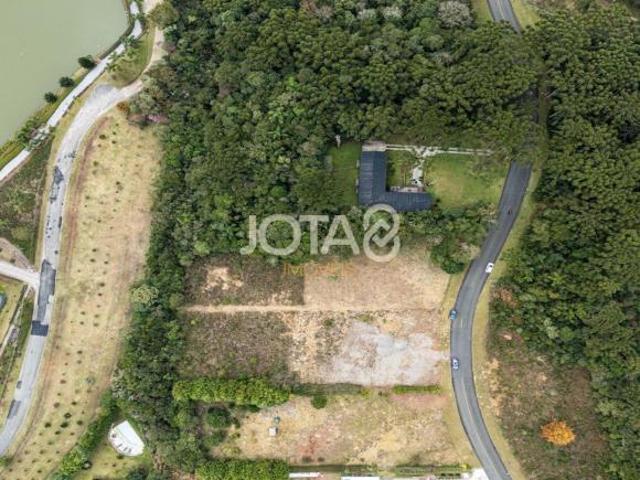 TERRENO EM CONDOMÍNIO FECHADO AO LADO DO CLUBE CURITIBANO GOLFE