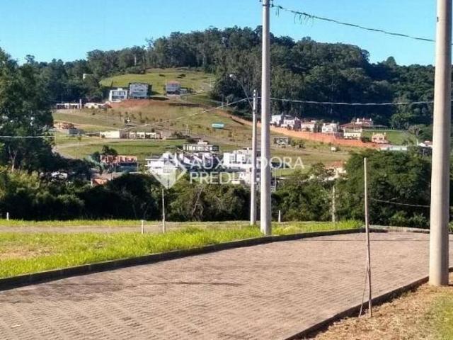Terreno em condomínio fechado bairro Campo Novo