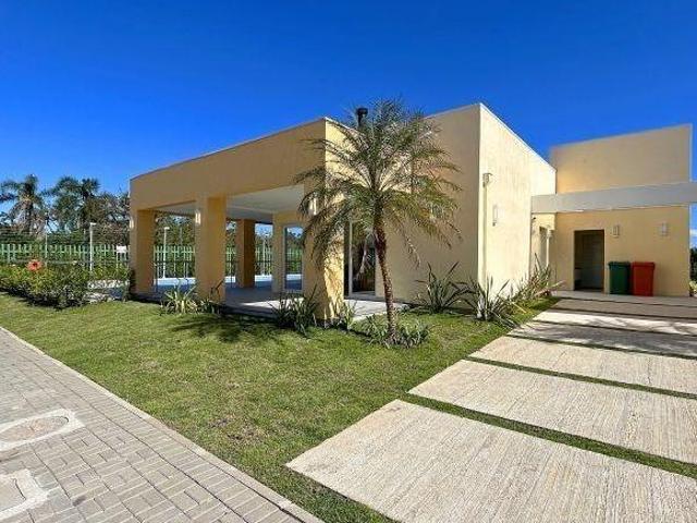 Terreno em condomínio fechado com 147 m² privativos, ao lado do Parque Natural do Salso!