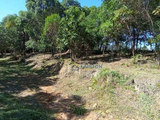 Terreno em Condomínio Fechado com 20.000 m² em Atibaia