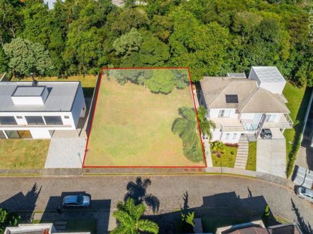 Terreno em Condomínio fechado com 575m², Plano, Butiatuvinha, Curitiba